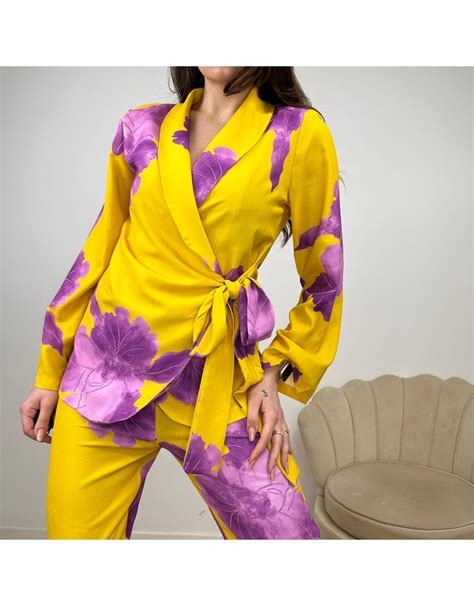 Tailleur Elegance Giallo