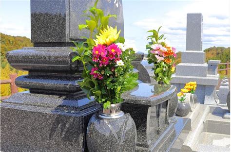 おしゃれな墓石に仕上げるアイテムとは コラム 長崎で墓石のことなら株式会社近藤石材
