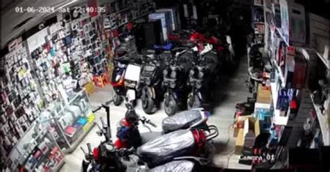 New York Batteria Agli Ioni Di Litio Di Una Bici Elettrica Esplode E