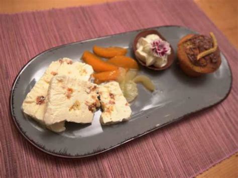 Parfait Cassata Mit Beschwipsten Zitrusfrüchten Und Orangenküchlein