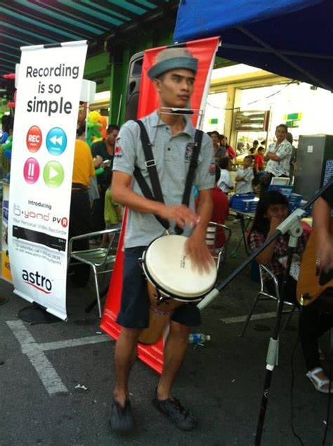 Bintulu Buskers Official Blog Klmj Busking Depan Sing Kwong