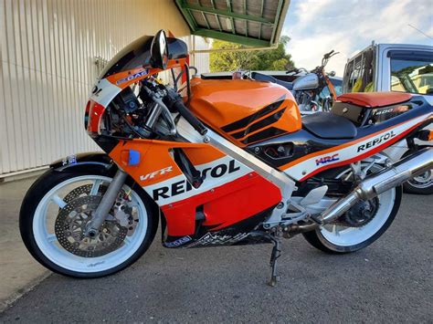 【やや傷や汚れあり】格安 Nc30 Vfr400 平成1年 レプソル 17453km の落札情報詳細 ヤフオク落札価格検索 オークフリー