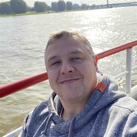 Michael Erner Stellvertretender Werkstattleiter Gottfried Schultz Automobilhandels Se Xing