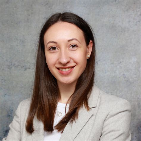 Julia Lorenz Personalreferentin Recruitment TÜv Rheinland Xing