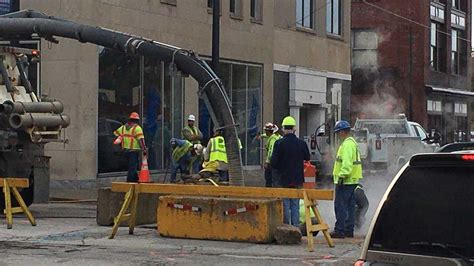 Gas Leak Evacuates Buildings In Downtown Youngstown Wytv