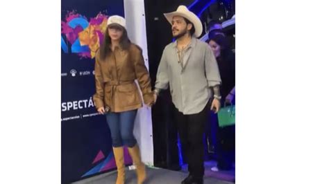Ángela Aguilar Aparece Con Nodal Con Su Nuevo Look De Rubia Y Le Dicen