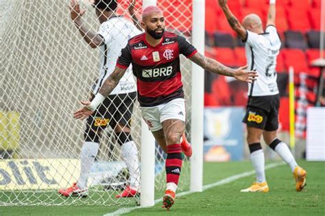 Artilheiro E Decisivo Gabigol Chega A 14 Gols Em Finais Pelo Flamengo