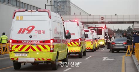 아파트서 후진하던 쓰레기 수거 차량에 쾅7세 초등학생 한낮 참변
