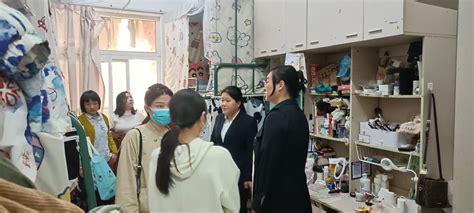 后勤服务中心开展学生公寓“文明寝室”评比暨十月份6s管理安全文明卫生大检查活动 后勤服务中心