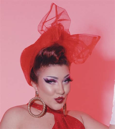 Tickets For Tash Yorks Drag Makeup Workshop In Drysdale From Geelong