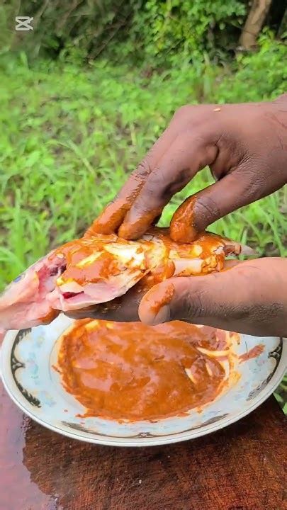 වහින වෙලාවේ යාළුවොත් එක්ක කොරලි බයිට් එකක් හැදුවා 😋 Youtube