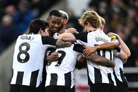 Newcastle United Player Ratings Vs Wolves Alexander Isak Flawless But