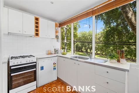 Sold 3 106 Toorak Road West South Yarra VIC 3141 On 24 Feb 2024