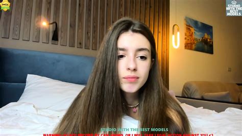 Amina On Bed Eporner