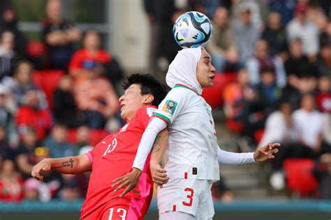 Morocco S Benzina Becomes First Player To Wear Hijab At Fifa Womens