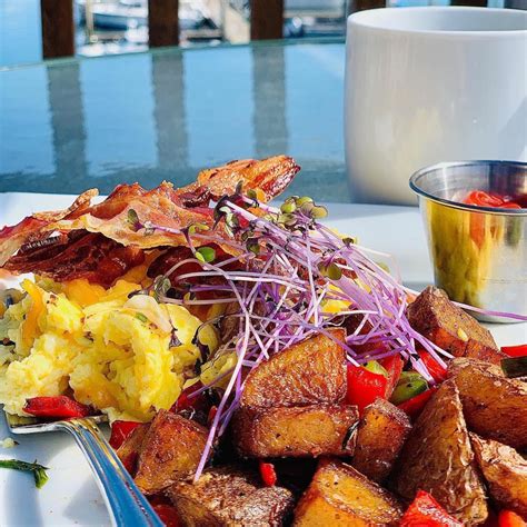 Harbor Grill