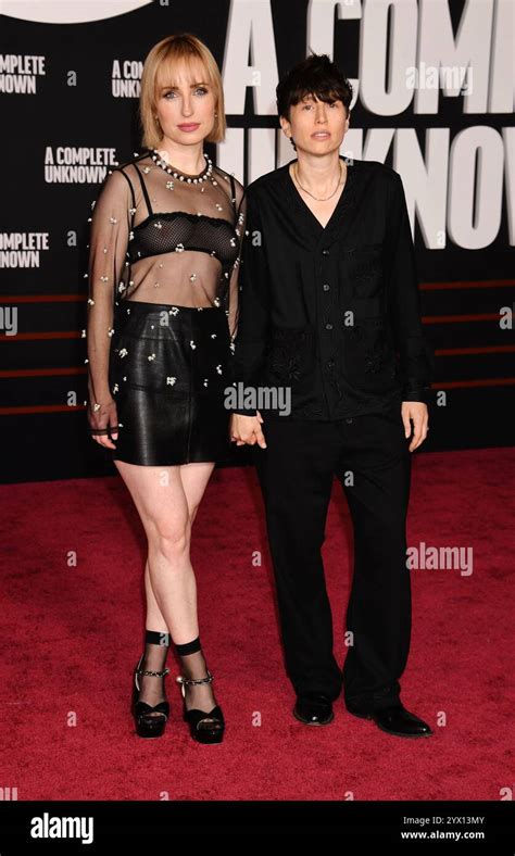 Hollywood California December 10 L R Zoe Lister Jones And Sammi Cohen Attend The Los