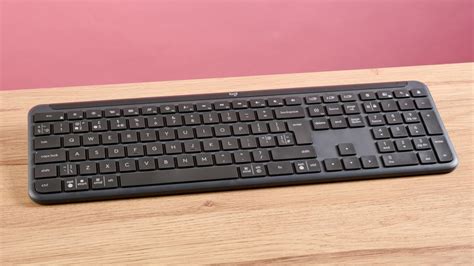 Logitech Signature Slim K950 Review A Great Keyboard That S Ideal For