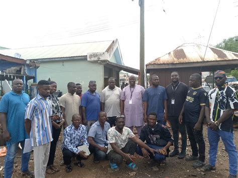 Deputy Ceo Of Giisdec Engages Scrap Dealers In Tamale Ghana News Agency