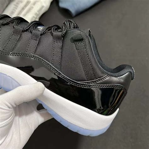 Air Jordan 11 Low Space Jam Fv5104 004