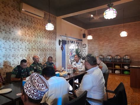 Coffee Morning Bersama Tripika Camat Sangkarrang Bahas Pembangunan