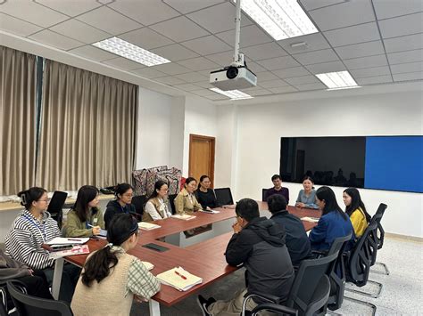 院领导、教师看望邗江中学、邗江一中实习生 文学院文化传承与创新研究院