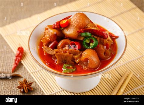 Braised Pigs Trotters （pork Hock，pig Feet）with Brown Soya Sauce Stock