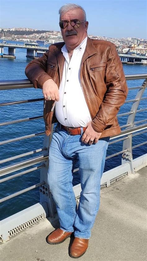 Pin By محمد محمد On مرات الحفظ السريع Well Dressed Older Man Handsome Older Men Men In Tight