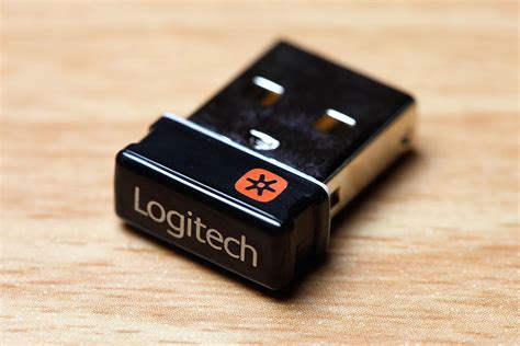 logitech unifying receiver with unifying logo avidity id