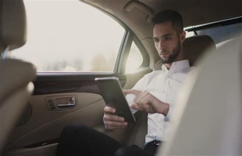 Challan On Not Wearing Seat Belt While Sitting On Back Seat Of Car