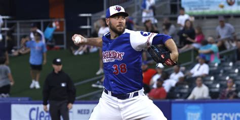 Syracuse Outlasts Durham In 1 0 Pitchers Duel Of A Win On Saturday