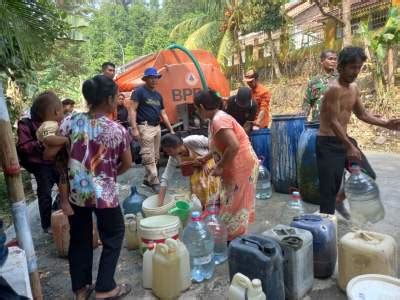 Detak Banten BPBD Kota Serang Distribusi Air Bersih Di Cilowong