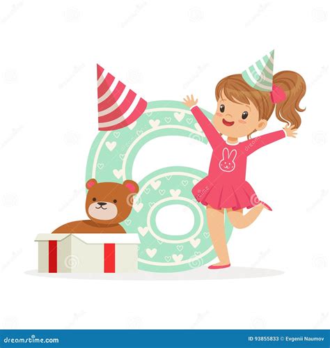 Förtjusande Lycklig Sex årig Flicka I En Partihatt Som Firar Hennes