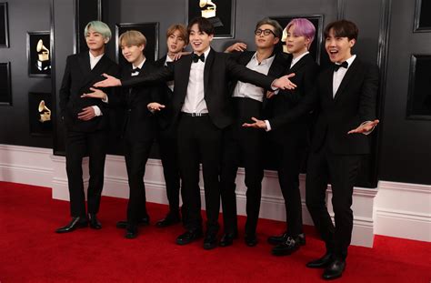 VIDEO ASÍ FUE EL PASO DE BTS POR LA ALFOMBRA ROJA DE LOS GRAMMY 2019