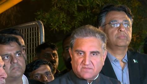 Imran Khan Intends To Dissolve Kp Punjab Assemblies Soon Qureshi