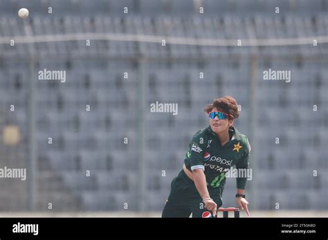 Pakistan Womens Cricket Team Captain Nida Dar Bowl Against Bangladesh