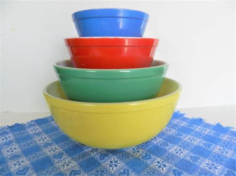 Pyrex Bowl Set Primary Nesting Bowls Pyrex Primary Bowls Retro Pyrex Bowls 1950s Pyrex Bowls