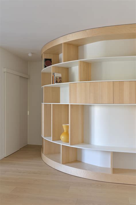 Olbos Studio Filippo Tommasoli · Apartment With A Library · Divisare