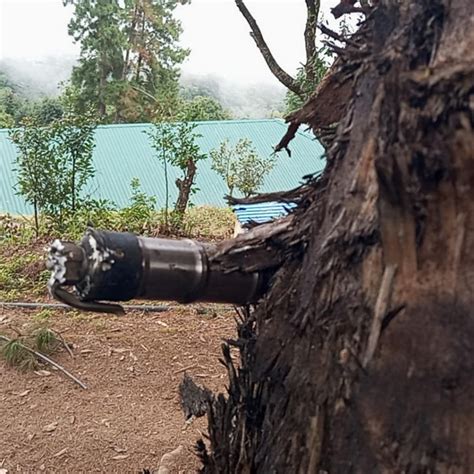 လက်နက်များနှင့် ခဲယမ်းများကို အပ်နှံရန် ပြည်သူများကို Cdf မင်းတပ် အသိပေး Western News