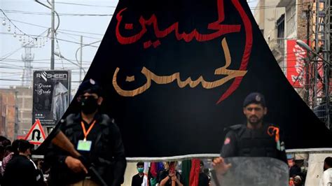 عاشوراء إحياء ذكرى مقتل الإمام الحسين في صور Bbc News عربي