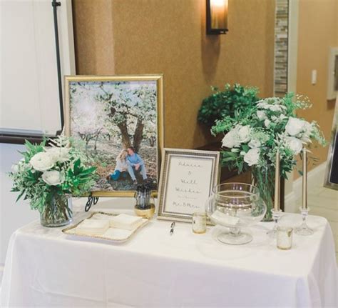 Pin By Aliciya Jamal On Reception Wedding Entry Table Wedding