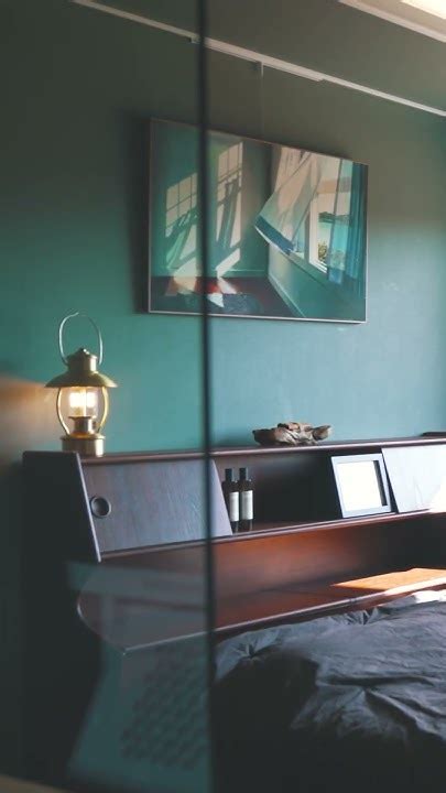 짙은 그린컬러감이 돋보이는 침실 인테리어🏡 Youtube