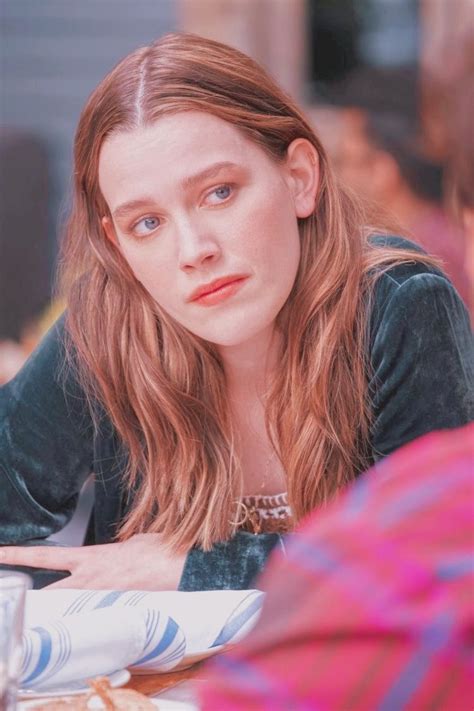 Victoria Pedretti Cortes De Cabelo