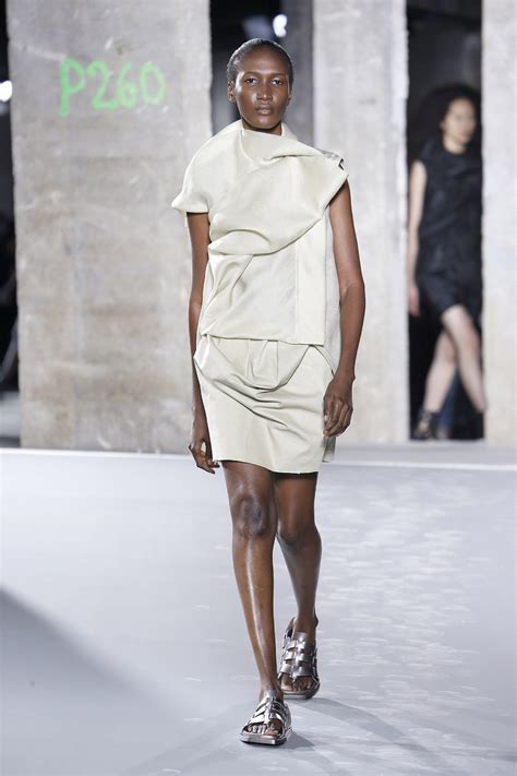 Rick Owens Ready To Wear Fashion Show Collection Spring Summer 2016