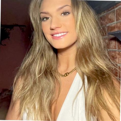 Maia Henry United States Professional Profile Linkedin