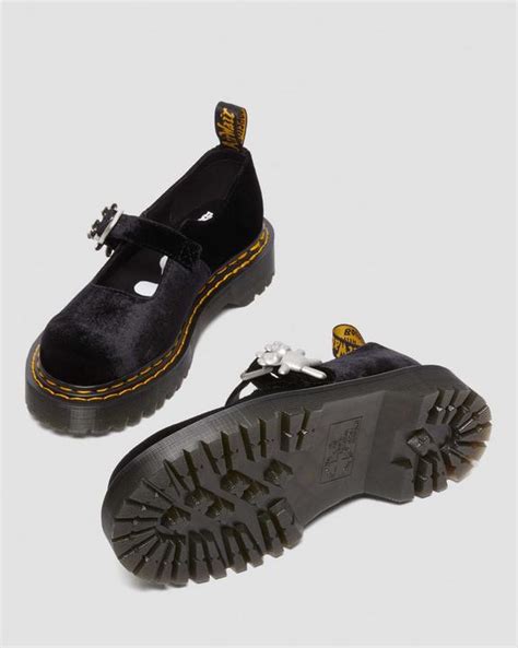 addina bex heaven by marc jacobs samt schuhe in schwarz dr martens