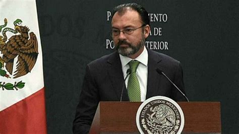 Los 1000 Millones De Pesos De Josefina Vázquez Mota