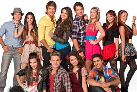 Twitcam con el elenco de Grachi 2 Más Telenovelas