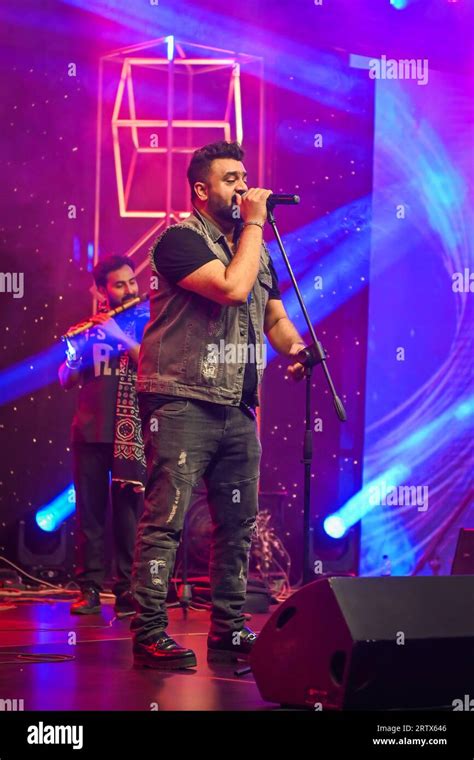 Pakistani Singer Hi Res Stock Photography And Images Alamy