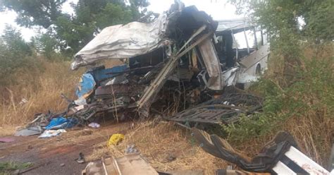 Choque De Dos Autobuses Dejó Al Menos 40 Muertos Y 78 Heridos En Senegal